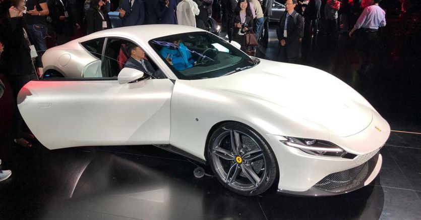 Ferrari Roma, 10 cose da sapere sulla nuova coupé V8 - Il Sole 24 ORE