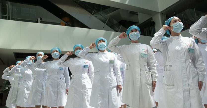 Tamponi a tutti gli 11 milioni di abitanti di Wuhan in dieci giorni ...