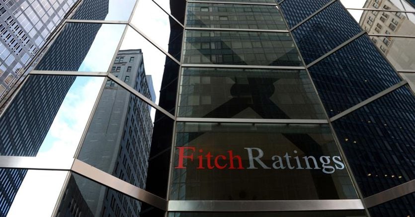 Fitch conferma rating Italia BBB-, outlook stabile - Il Sole 24 ORE