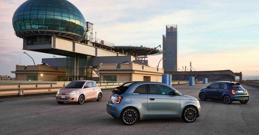 Stellantis, obiettivo la leadership nella mobilità sostenibile - Il ...