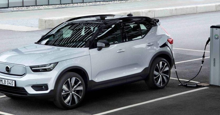 Suv elettrici / Volvo XC40 Recharge, di serie ha Android Automotive ...