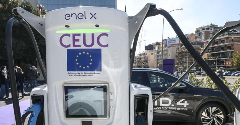 Intesa Enel-Roma tre, per 11 studenti contratto di apprendistato in ...