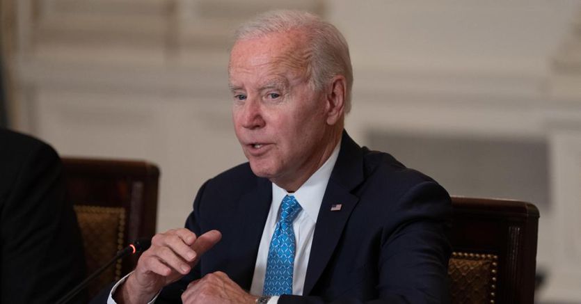 Piano Biden per cancellare i debiti degli studenti: il costo è di 400 ...
