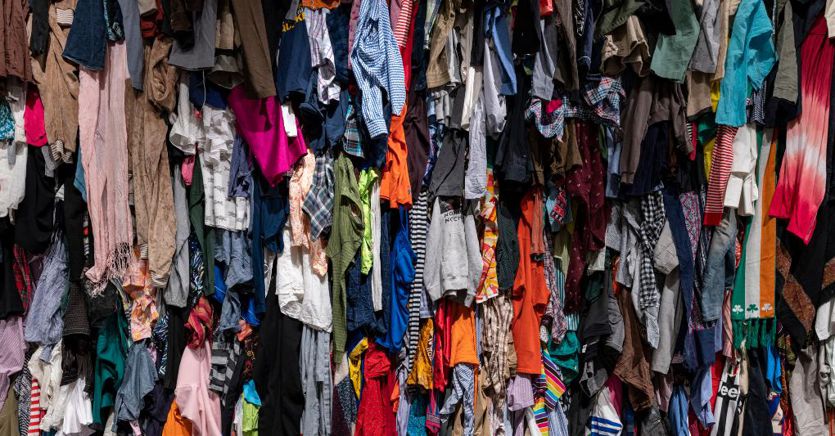 Ora il tessile diventa modello e laboratorio di circolarità - Il Sole ...