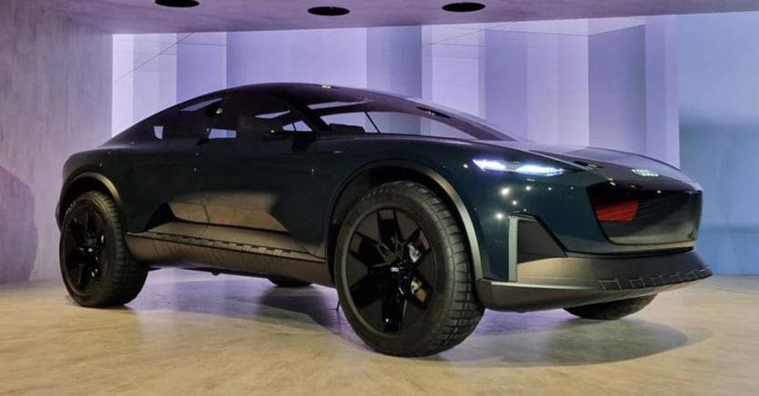 Pronti per essere proiettati nel mondo immaginifico di hi-tech e guida ...