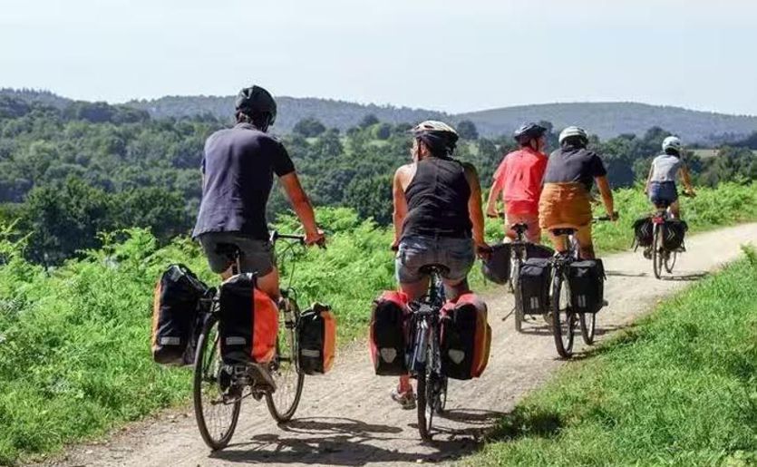 Passione cicloturismo: 9 milioni in bici nelle vacanze estive - Il Sole 24 ORE
