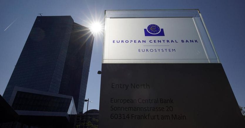 Aumento dei tassi di interesse, preoccupati sette italiani su dieci. E ...