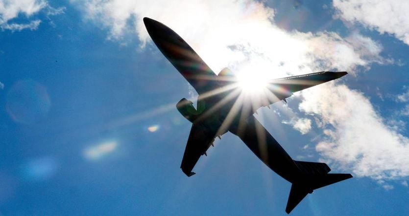 Aerei, forte domanda e prezzi alti: è l’estate d’oro dei big - Il Sole ...