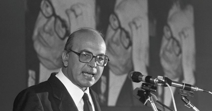 Il Psi di Craxi nella certosa di San Lorenzo (1981) - Il Sole 24 ORE