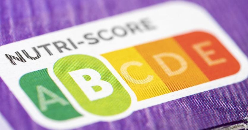 Il Nutriscore diventa più severo con il latte, ma promuove l’olio di ...