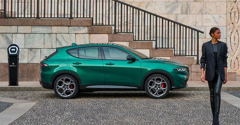 Alfa Romeo Tonale Plug-In Hybrid Q4, la sportività all’avanguardia ...