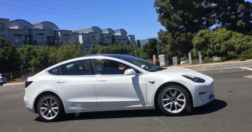 Testa Model 3, le prime foto senza veli della versione definitiva - Il ...