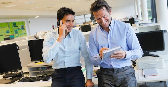 Cellulari ai dipendenti, rimborsi tassati - Il Sole 24 ORE