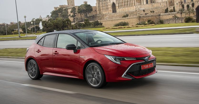 Toyota ha reinventato la Corolla: l’erede della Auris punta sullo stile ...