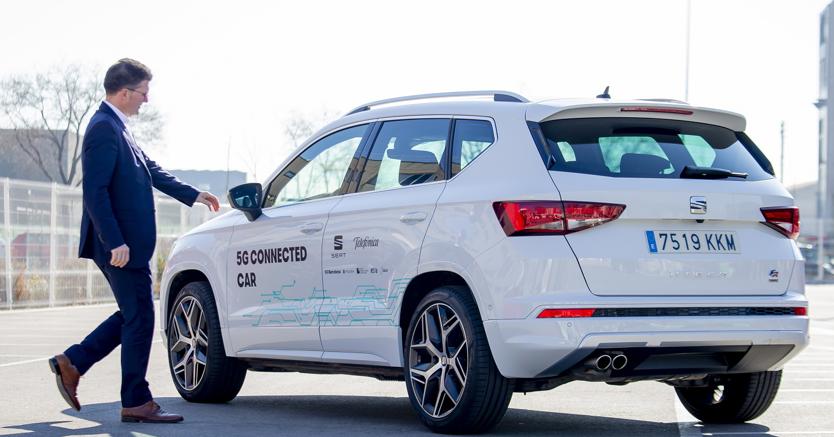 Auto connesse in 5G sulle strade urbane: ecco come funzionano - Il Sole ...