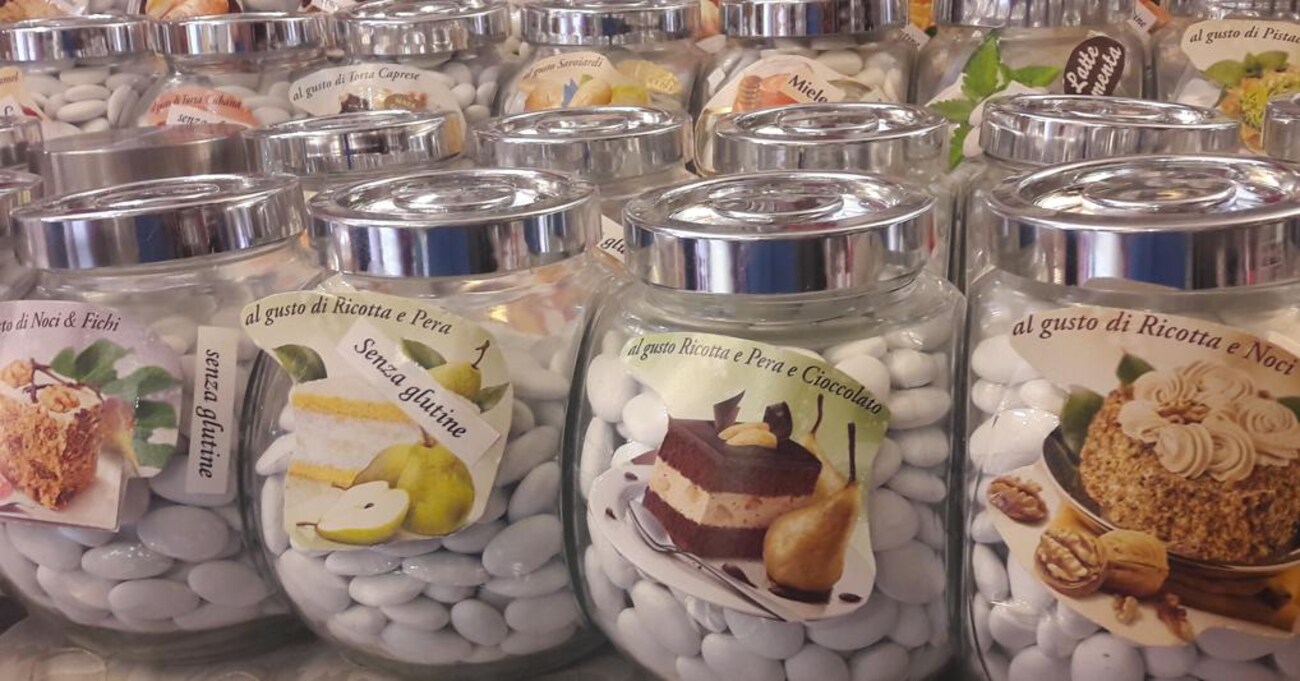 I confetti italiani con nuovi gusti creativi conquistano i mercati ...