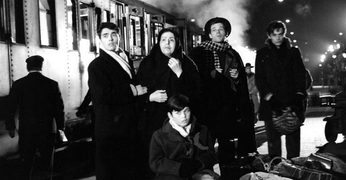 Quello che le bidelle pendolari non dicono - 24+