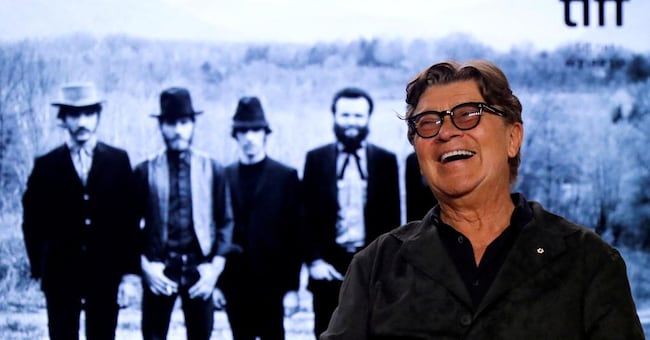 Morto Robbie Robertson, leader massimo della «rivoluzione gentile» di ...