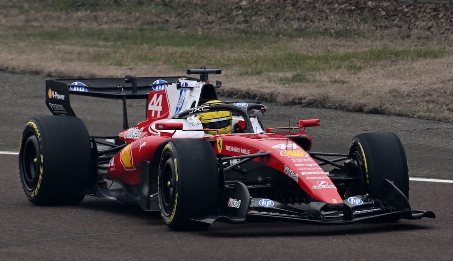 F1: Ferrari svela la SF26, tocco vintage anni ’70 - Il Sole 24 ORE