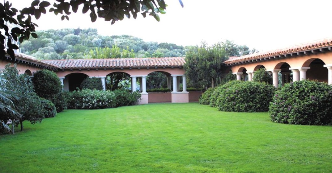 Le ville di Berlusconi / Villa Certosa, la residenza estiva famosa per ...
