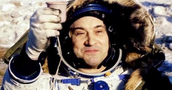 Valery Polyakov, addio al cosmonauta che fece il viaggio più lungo ...