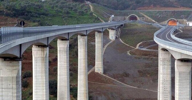 Strada dei Parchi con una provvisionale di 500 milioni esce dal ...