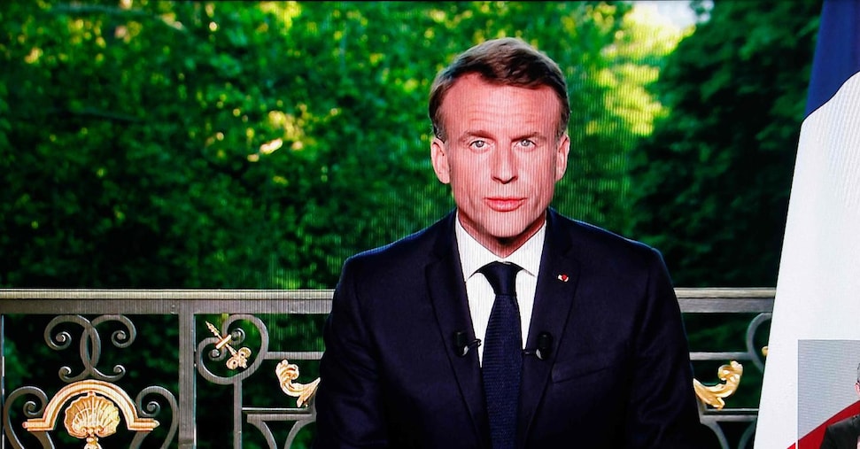 "Elezioni in Francia: trionfo di Bardella, Macron scioglie il Parlamento"