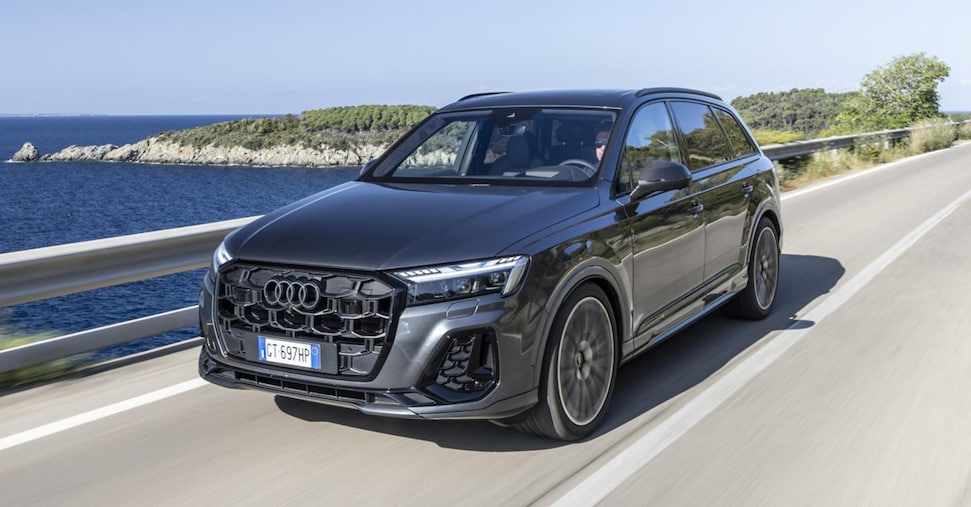 Audi Q7, the Audi SUV flagship is renewed 18 years after the launch of ...