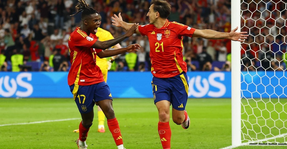 Spain European champions: Nico Williams and Oyarzabal score the victory ...