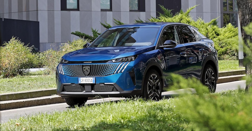 Peugeot 3008 Hybrid: la prova su strada del suv francese - Il Sole 24 ORE