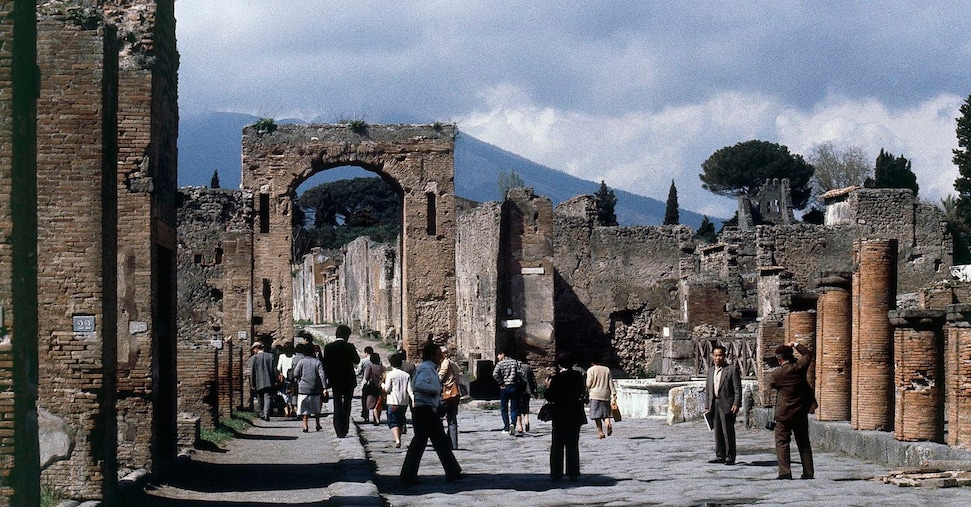 "Pompei impone limiti di accesso giornalieri per gestire l'overtourism"