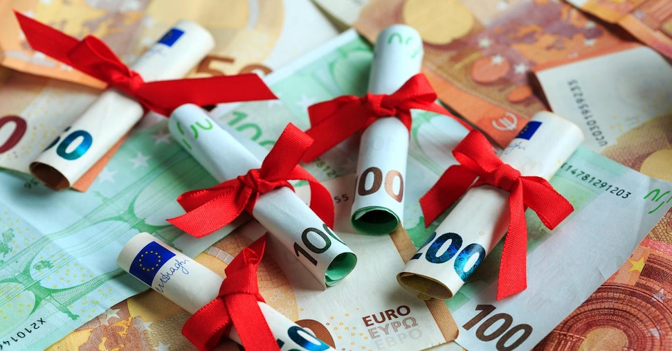Bonus Natale, per i dipendenti pubblici ultimo giorno per mandare la ... Bonus Natale, per i dipendenti pubblici ultimo giorno per mandare la ...