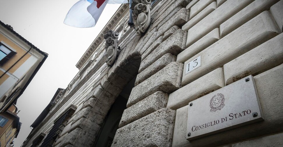 Per il riconoscimento del titolo di “professore emerito” valgono ...