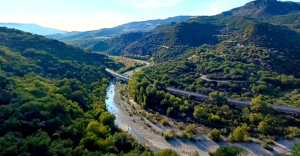Basilicata. Tappa nella poetica Valsinni e a Castelmezzano tra le ...
