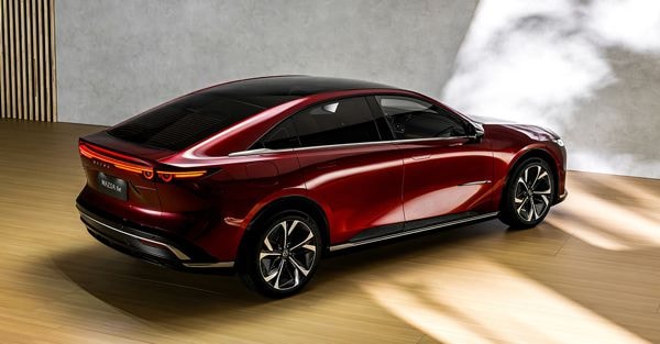 Mazda 6e, la nuova berlina elettrica arriva a luglio a partire da meno di 44mila euro - Il Sole ...