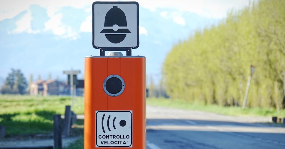 Parking bans, new Highway Code rules create complications for traffic ...