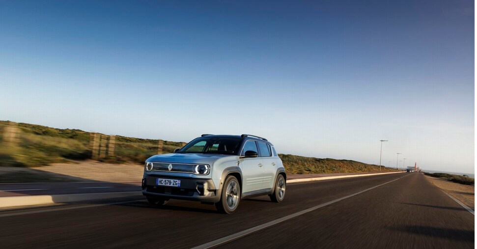 Renault 4 E-Tech Electric, la prova. Ecco com’è fatta, come va e quanto ...