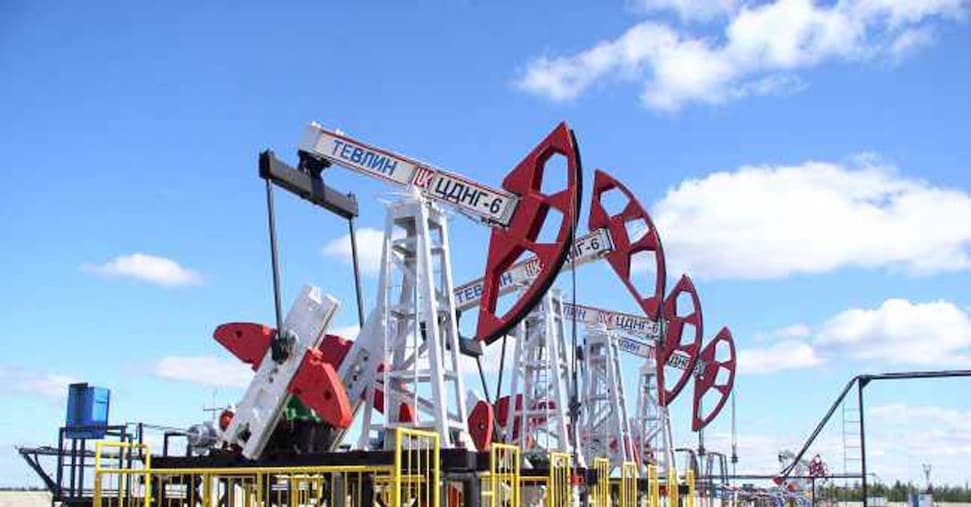 Petroliferi europei in luce con rally greggio, a Milano corre Eni - Il ...