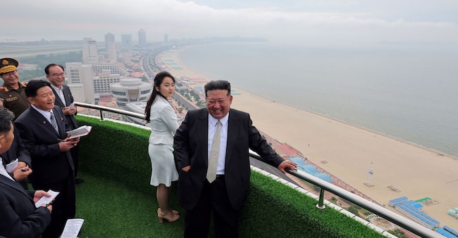 North Korea, Kim Jong Un inaugurates Wonsan coastal tourist centre - Il ...