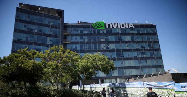 Nvidia sfonda quota 4mila miliardi, record storico a Wall Street - Il ...