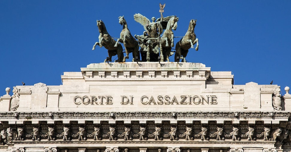 Luna okko too big this woman's pictures do not do her