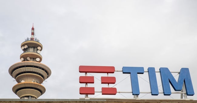 Tim riduce le perdite e conferma la guidance 2025 - Il Sole 24 ORE