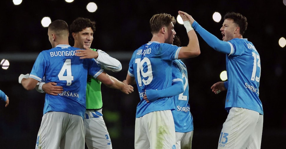 Conte batte Spalletti 2-1. Il Napoli torna in vetta la Juve sprofonda a -8. Nuova caduta della ...