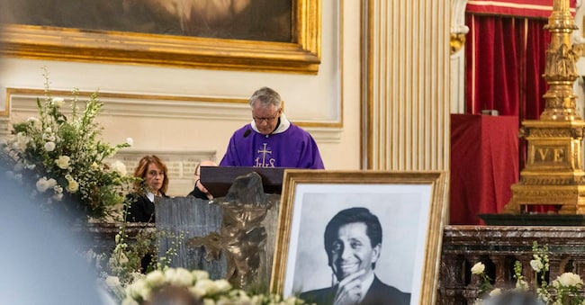 Valentino's funeral, the homily: 'Beauty saves and he sowed it' - Il ...