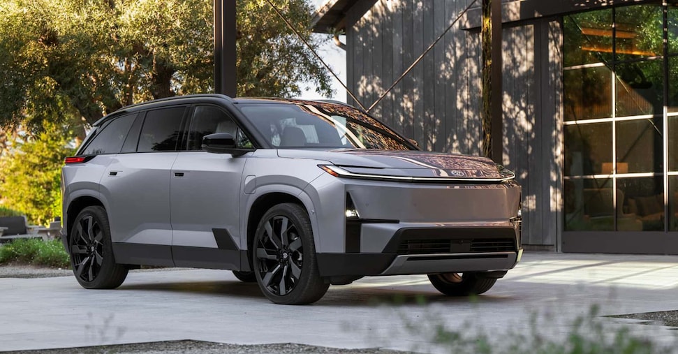Toyota updates the Highlander maxi SUV, now electric only - Il Sole 24 ORE