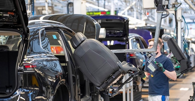 Volkswagen Group towards drastic plan to cut costs by 20 per cent - Il ...