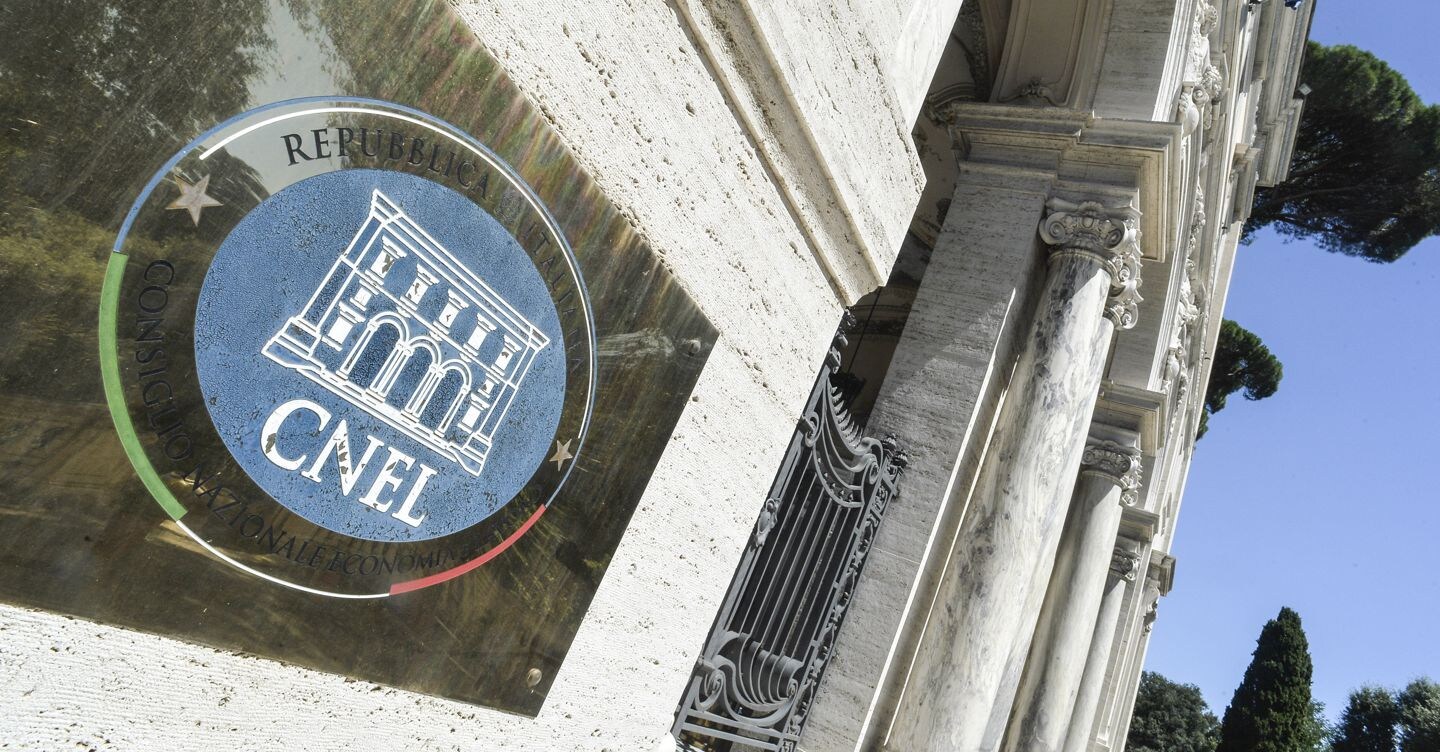Il ruolo del Cnel e dei corpi intermedi per una contrattazione ...