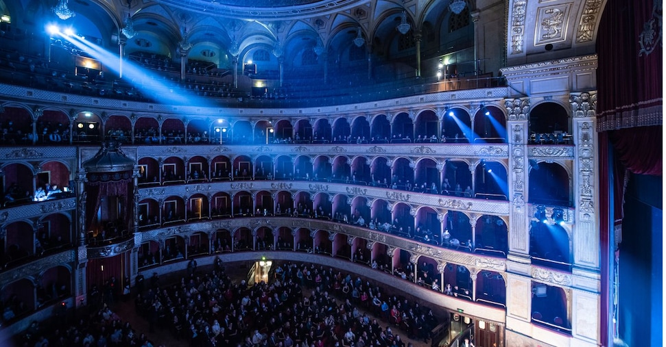The Rome Opera House presents its new season and continues its journey ...