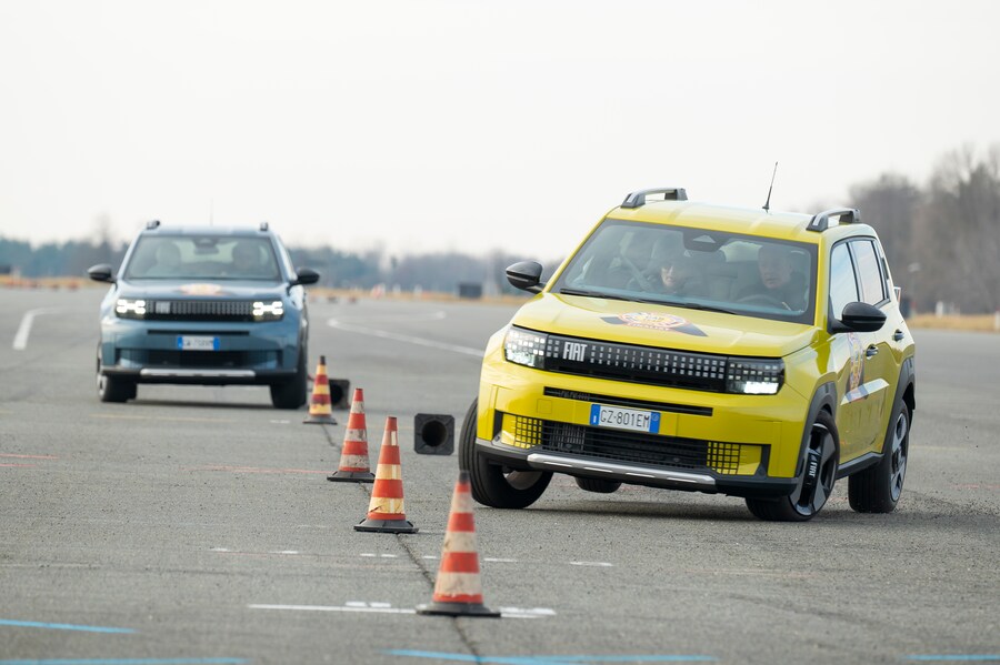 Auto dell’Anno 2026, le 7 finaliste del Car of The Year in pista a ...