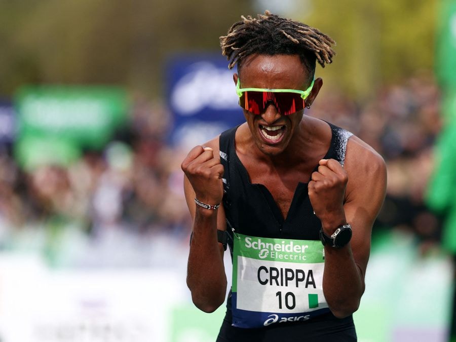 Impresa di Yeman Crippa, vince la maratona di Parigi - Il Sole 24 ORE
